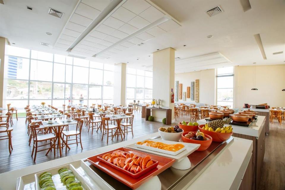 Hotel Intercity Suape Costa Dourada